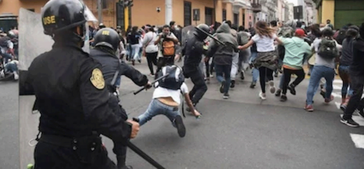 Protesta en Perú deja varios heridos y disturbios en Lima - El Oriental ...