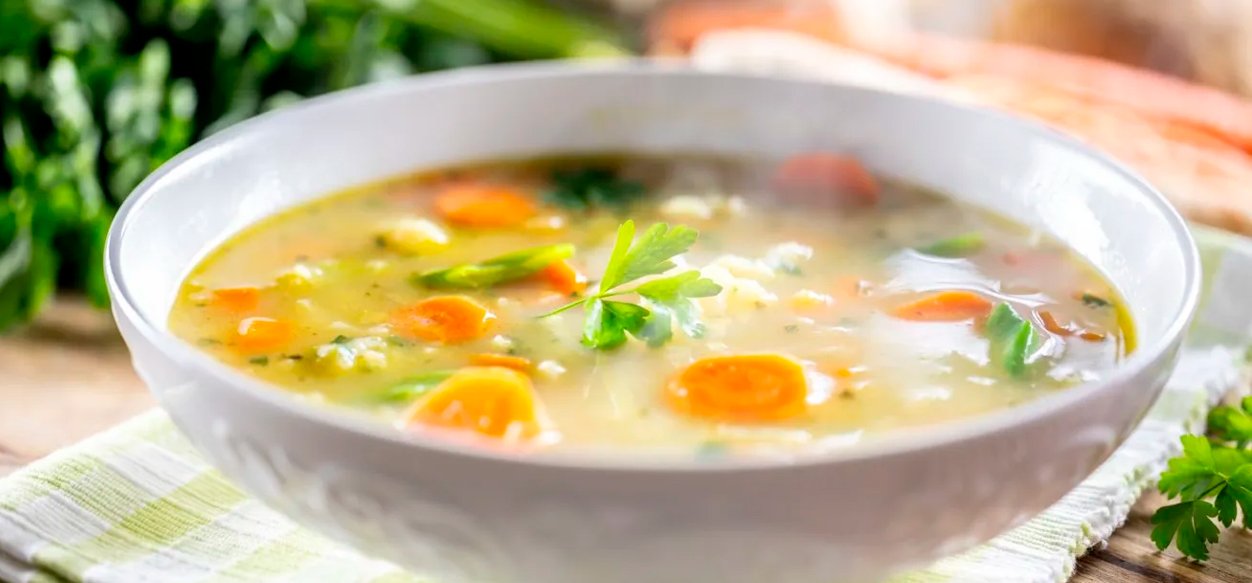 Receta fácil de sopa campesina con verduras y arroz - El Oriental de ...