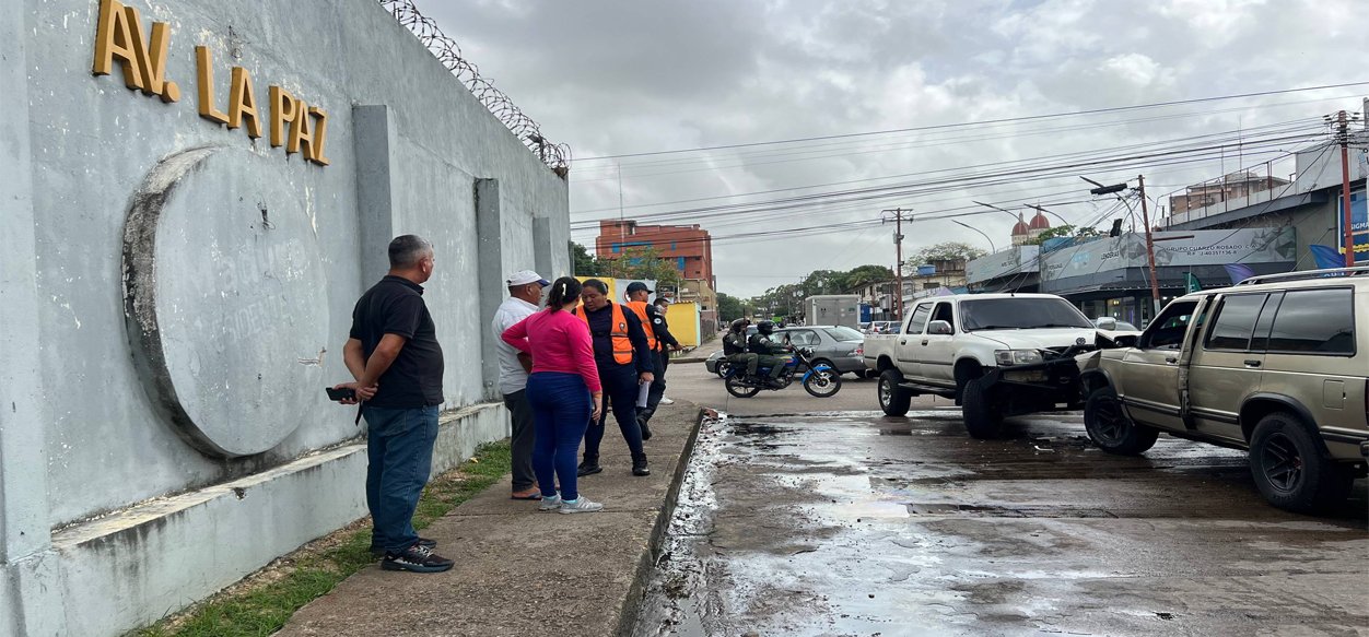 Reportan choque entre dos camionetas en la avenida La Paz de Maturín ...